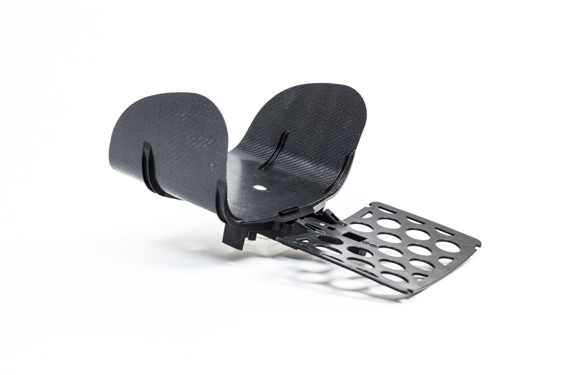 Tepex reinforces child seat headrest