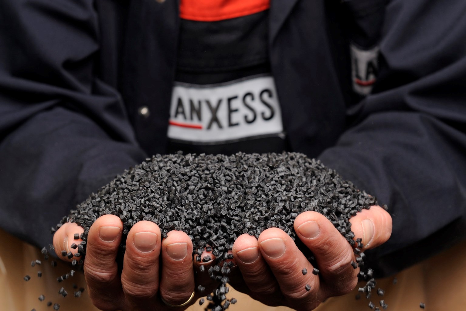 LANXESS' High Performance Materials business unit to become legally ...